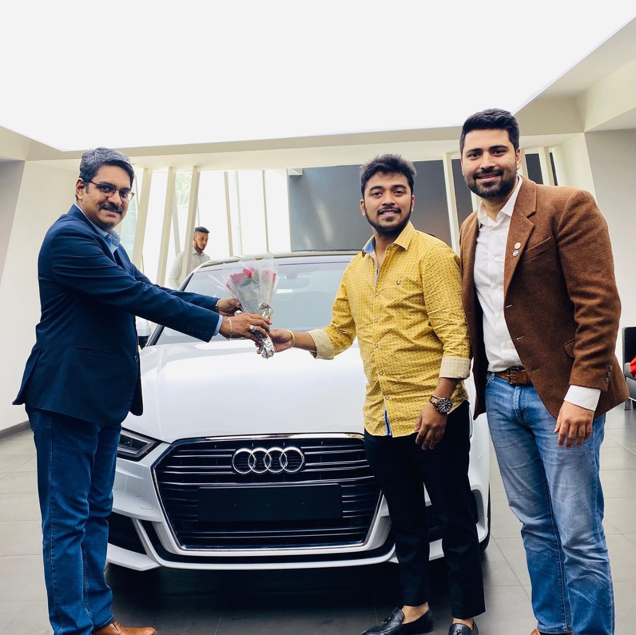 Cars Now – Eye IT, Try IT, Buy IT